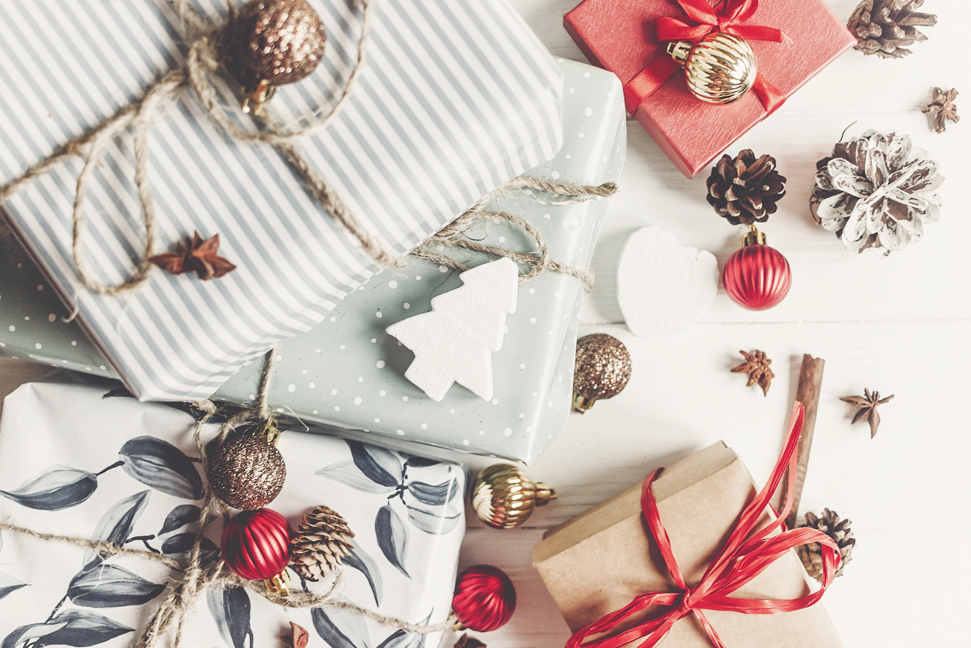 Holiday Packaging That Boosts Sales | Red Oak Label